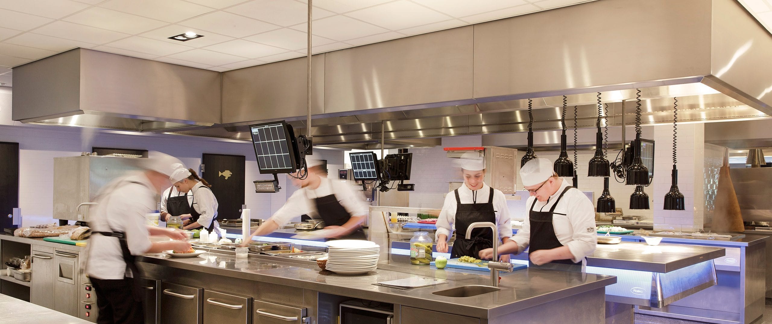 Team van onze keuken en vacatures | Restaurant Nest